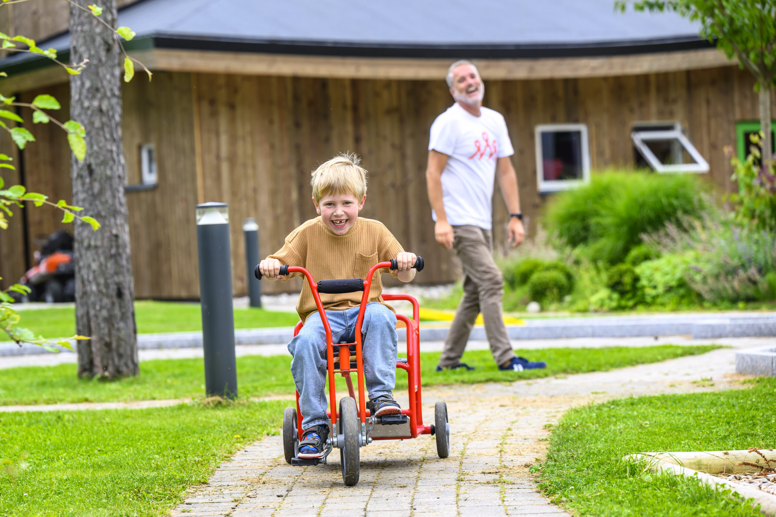 Slik kan du være en trygg voksen - Stine Sofies Stiftelse